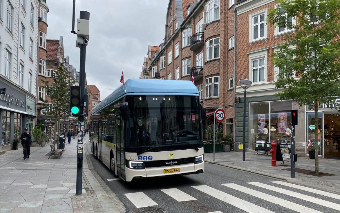 I Aalborg kører alle busserne på el 7 år tidligere end forventet ...